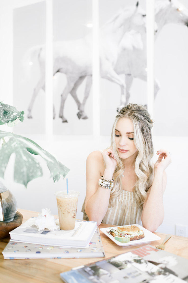 NEUTRAL SPRING OUTFIT, MAKEUP & HAIR EDIT – Beaus and Ashley